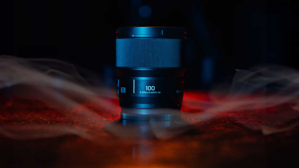 Lumix S 100mm f2.8 Macro Tiny Giant – Pav SZ